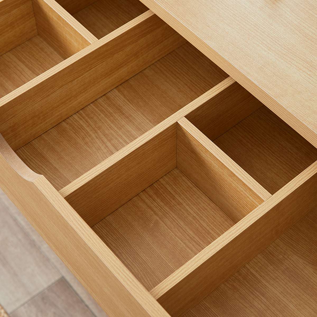 Make-Up Table - Natural | Compact & Functional | Mocka