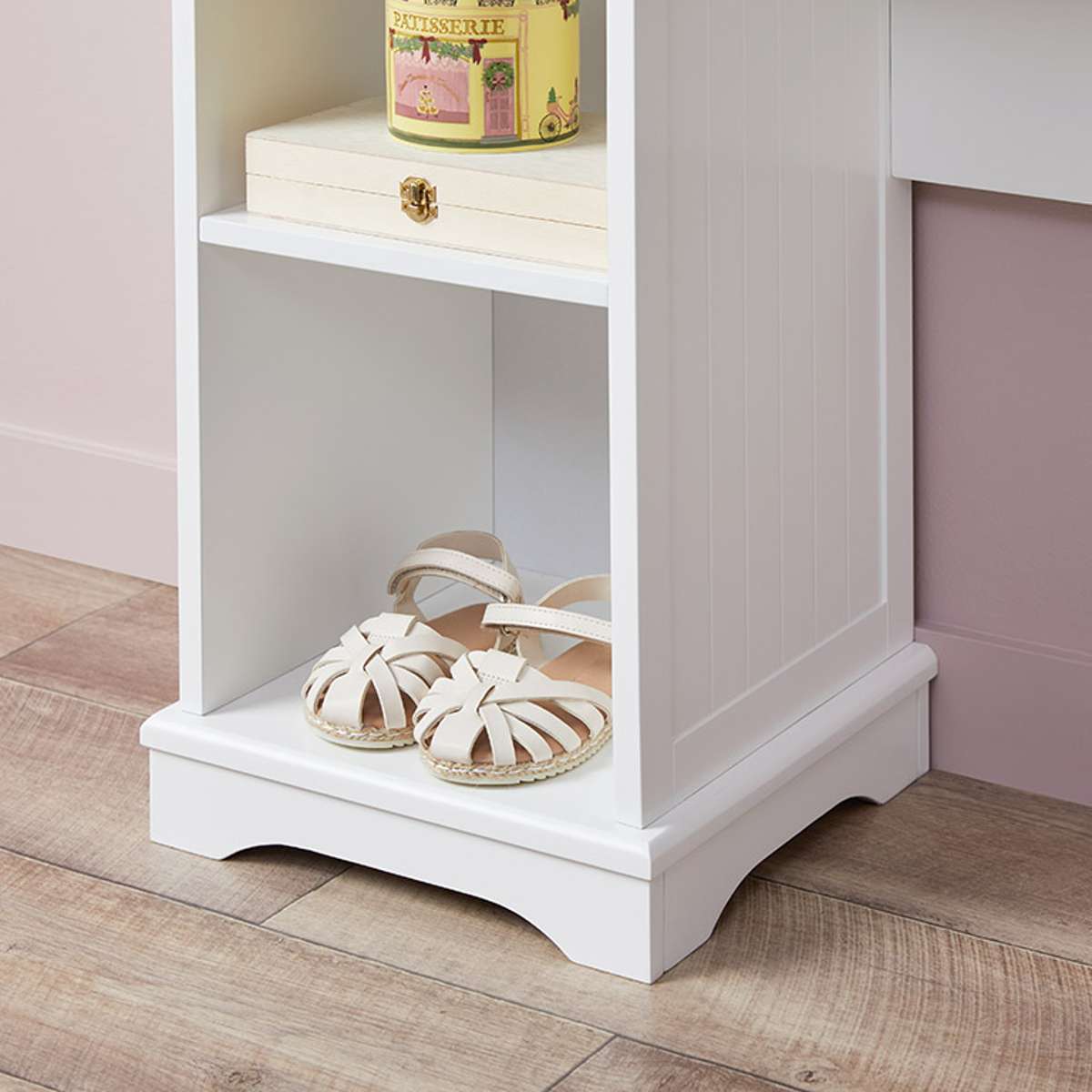Play Vanity: Dress-Up Storage Solution | Mocka